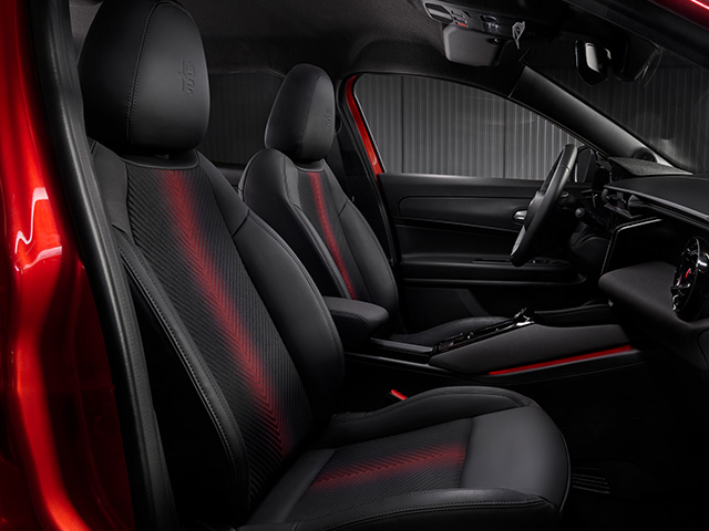 Alfa Romeo Junior Elettrica: Exterior & interior | Alfa Romeo COM