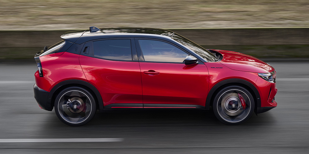 Alfa Romeo Junior Elettrica: Exterior & interior | Alfa Romeo COM