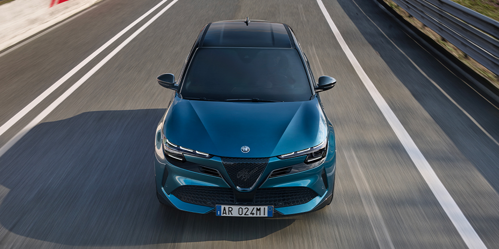 Alfa Romeo Junior Ibrida: Exterior and Interior | Alfa Romeo COM