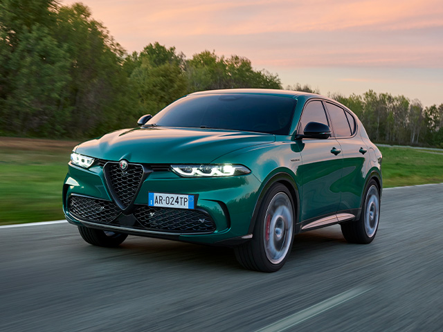 Alfa Romeo Tonale Plug-In Hybrid Q4 | Features | Alfa Romeo